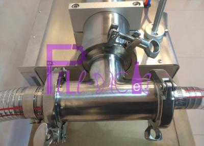 China Single Head Liquid Filling Machine Semi-auto High Speed Easy Operation for sale