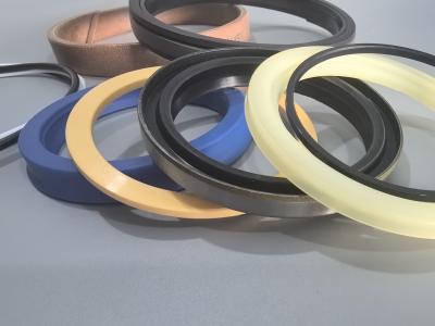 Cina Kit di riparazione del sigillo del cilindro del PC idraulico 707-99-35620 7079935620 in vendita