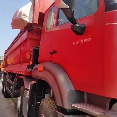 Cina 8x4 12 ruote 40 tonnellate Sinotruk Dump Truck, 12 pneumatici Tipper Truck EUR 2 380hp in vendita