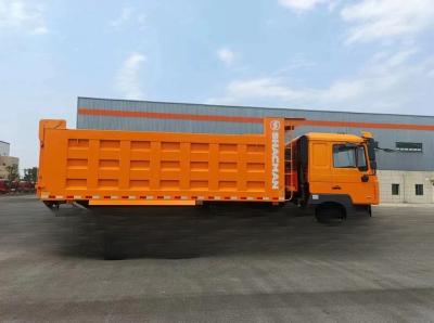 중국 300-400L 연료 탱크 용량 최대 토크 Nm ≥2500Nm의 샤크만 F3000 덤프 트럭 판매용
