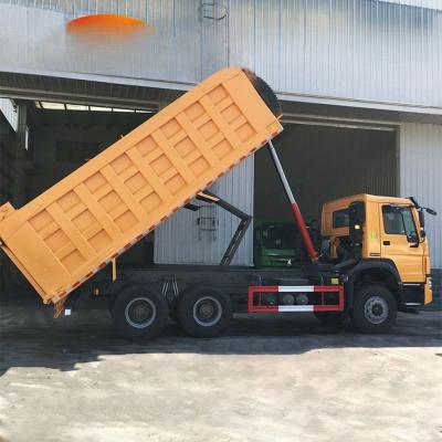 Cina Motore diesel da 375 CV camion a 10 ruote usato 6x4 10 ruote tipper SINOTRUCK Howo in vendita