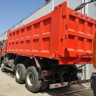 Cina SINOTRUCK USED HOWO NX 6X6 380HP WEICHAI Motore EURO3 ALL WHEEL DRIVE 10 RODELLI Diesel DUMPER TIPPER TRUCK in vendita