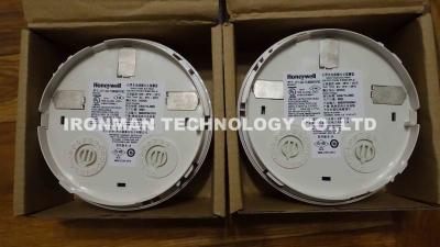China HONEYWELL TC806B1076 SMOKE DETECTOR For Fire Alarm System Point Photoelectric Smoke Fire Detector for sale
