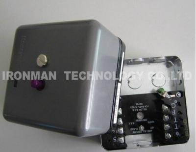 Cina Nuovo colore originale del nero del regolatore RA890G1245 Honeywell di sicurezza di combustione in vendita
