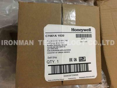 Cina Di fiamme di C7061-A1020 115/230VAC R7861 2.6lb per HONEYWELL in vendita