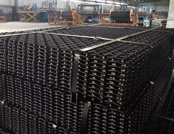 Quality High Tensile Stainless Steel Slot Weaving Crimped Wire Mesh For Mining Sieve for sale