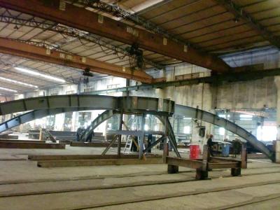 中国 灰色の絵画が付いている2000の平方メートルの安い費用のガレージの鉄骨フレーム 販売のため