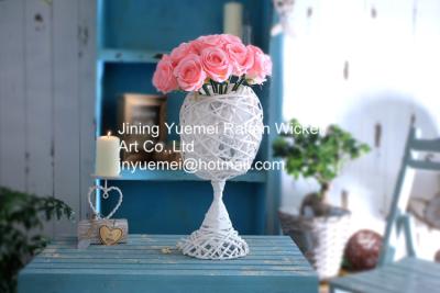 China 2016 new style wicker garden baskets support foot white color for sale