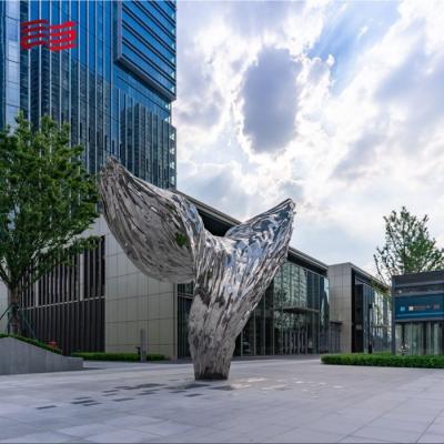 Cina Stile modernistico Grande scultura di ali quadrate in acciaio inossidabile con metodo di stampa personalizzato in vendita