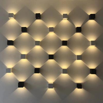 China Aluminum Cube Wall Lamos Can Make Outdoor And  Indoor 3W+3W Black Or White Color for sale