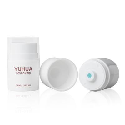 China Custom Volume Refillable Airless Pump Bottle for Cosmetic Use with MOQ 10000pcs for sale