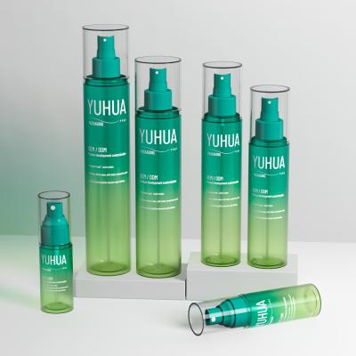China Customized Gradient Color PET Spray Bottle with Fine Mist Sprayer for Cosmetic Use in 40ml-300ml Sizes for sale