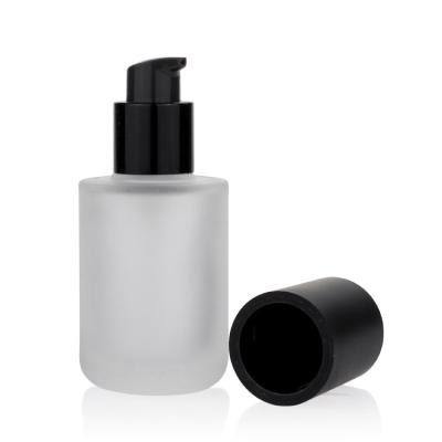 China 1oz Airless Liquid Foundation Bottles 30ml With Plastic Cap Pump for sale