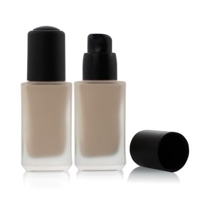 China Round Liquid Foundation Bottles Clear 30ml Airless Pump Bottle for sale