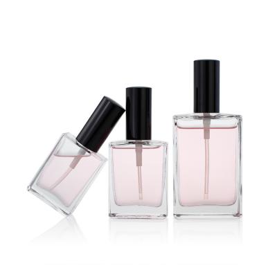 Cina 50ml di lusso profumano il vetro di Spary imbottigliano l'imballaggio di Skincare in vendita