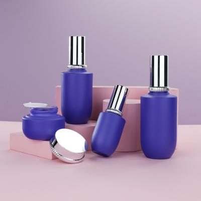 Cina Insieme di vetro blu cosmetico di trucco del barattolo della crema di cura di pelle della bottiglia della lozione 45ml in vendita