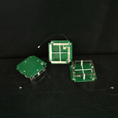 中国 厳しい環境のための小さいハンドヘルド リーダー 3dBic 利得緑 UHF RFID アンテナ 販売のため