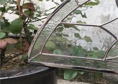 Cina Vetro decorativo dell'armadio da cucina per la superficie del modello della casa dell'appartamento in vendita