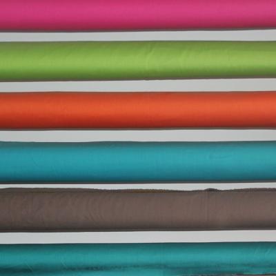 Cina Stoffa RONIOR spessa in poliestere al 100% di stile semplice adatta per abbigliamento da lavoro/uniforme in vendita
