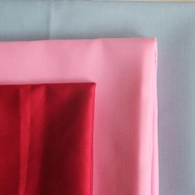 중국 185~190gm 맞춤형 컬러 폴리cotton T65/C35 32*32 직물 단일 드릴 직물 주식 판매용