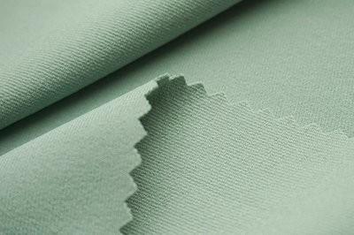 Cina Gabardine in tessuto di poliestere a prova d'acqua per abbigliamento da lavoro Uniforme a colori personalizzati in vendita