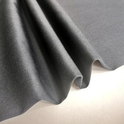 Cina 130*70 Densità 32x32 Tessuto di camicia in policottone per donne e uomini di Jinsuo Textile in vendita