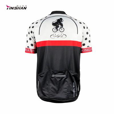 China Custom Design Sports Padding Jacket with Transferring Printing and Breathable Fabric for sale