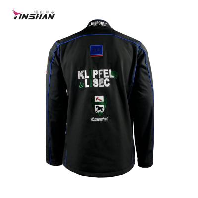 Cina Metodi di stampa personalizzati Abbigliamento da equitazione per uomini Poly Cotton Softshell Giacca da corsa in vendita