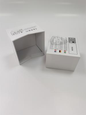 Chine Boîte-cadeau CMJN Die Cut Boîte d'emballage en carton compostable Deboss à vendre
