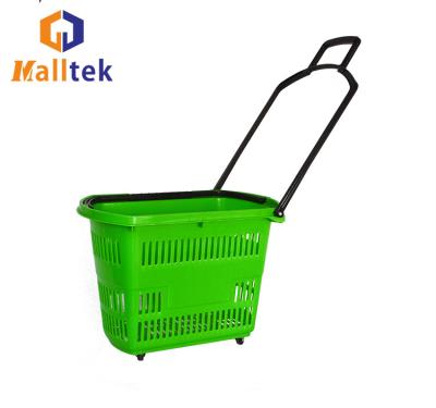 Cina Plastic HDPP Supermarket Basket With Wheels 45L Capacity in vendita