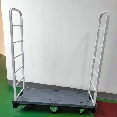 Cina 500kg Loading U Boat Platform Cart With Diamond Tread Deck, 6 Wheels Detachable Container in vendita