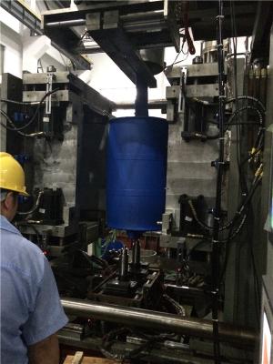 Cina 220 L prodotto chimico tamburellano la macchina di plastica dello stampaggio mediante soffiatura, prodotti di plastica che fanno la macchina in vendita