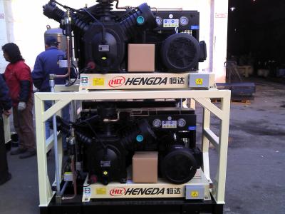 中国 吹く機械のための産業30bar 6m3/MinピストンOillessの空気圧縮機 販売のため