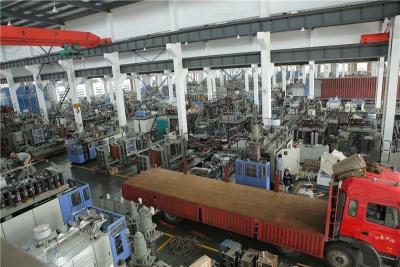 中国 二重層の殺虫剤のびんの自動びん吹く機械倍Statio 販売のため