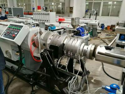 China PPR-Pijp die Machine, Plastic Buis maken die Machinepp PE maken Uitdrijving door buizen leiden for sale