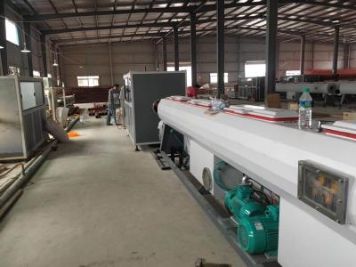 Cina Rifornimento idrico & tubo di drenaggio che fa la linea dell'estrusione del tubo del cavo e della macchina in vendita