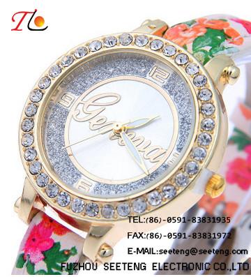 China Flower printing PU leather strap and diamond inset case for ladies watch for sale