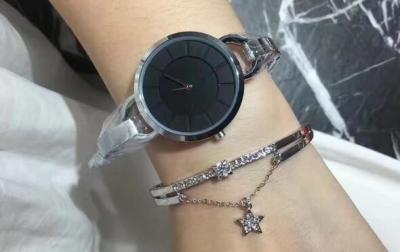 China Black dial quartz watch Wrist Watch with Diamonds star ring Ladies' fashion watch for sale