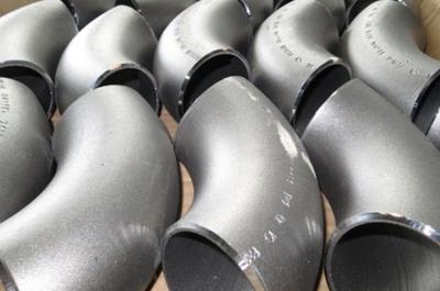 Cina 5 classe materiale di disegno del grado SA336 F22 dei montaggi KD 15-49.01 della saldatura testa a testa del gomito 90° di X 3/1,7380/10CrMo9-10 in vendita