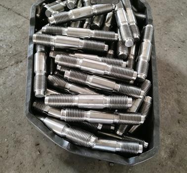 China Customized Included Parts Black Bolts and Nuts with Metric Thread for Heavy Machinery and Construction for sale