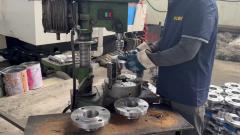 Type 02 loose plate flange with weld ring neck