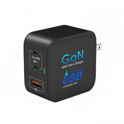 中国 QC 4.0を用いる65w Ganの充電器のタイプC PDのアダプター3.0折り畳み式米国のプラグ 販売のため
