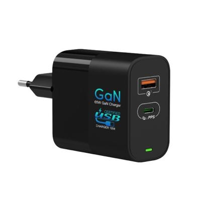 中国 65w USB Cの壁の充電器のMultiportsポケット・サイズPD Ganの充電器のラップトップ力のアダプター 販売のため