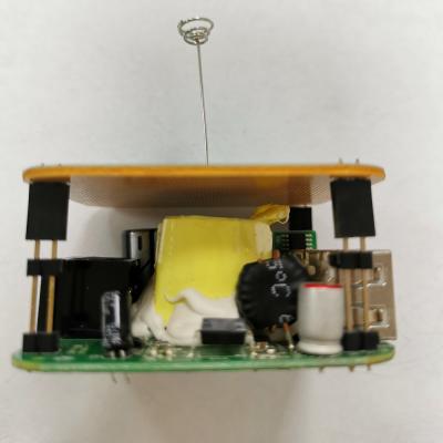 中国 1USB Cの可変的な色のタッチ・コントロール夜3USBは30Wを組み立てるPCBをつける 販売のため