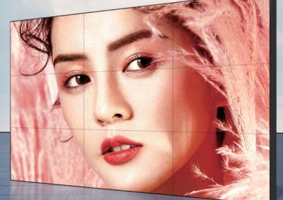 China Digital Screen Equipment High Brightness LED Display Outdoor Advertising Signage Panel for sale