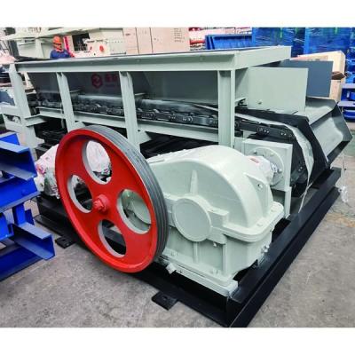 Cina GL65 Plate Feeder Clay Brick Maker Machine per l'alimentazione delle materie prime in vendita