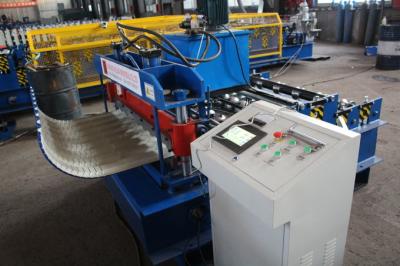 China Rolo da plataforma de assoalho do metal que forma o friso automático da estação da máquina 4Kw 2 for sale