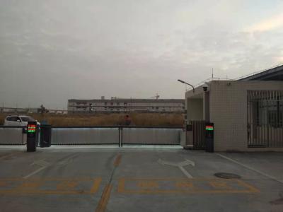 Cina Regolatore manuale di Access della strada di portone della barriera del veicolo della frizione 3.5m dell'asta automatica in vendita