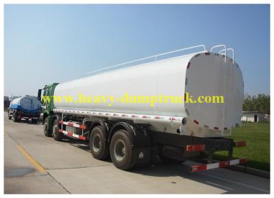 Cina Azionamento verde 8X4 di Sinotruk HOWO dell'autocisterna dell'olio 35m3 di 35000 litri in vendita