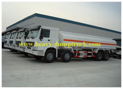 Cina Howo A7 8x4 in alluminio, camion di Sinotruk del camion cisterna di combustibile di consegna dell'olio in vendita